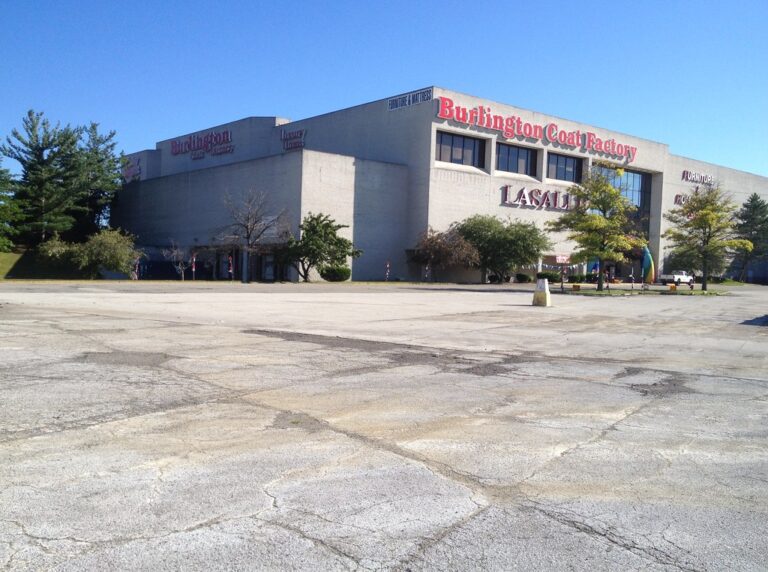 Randall Park Mall In North Randall, OH: Once The Largest, Now Just A ...