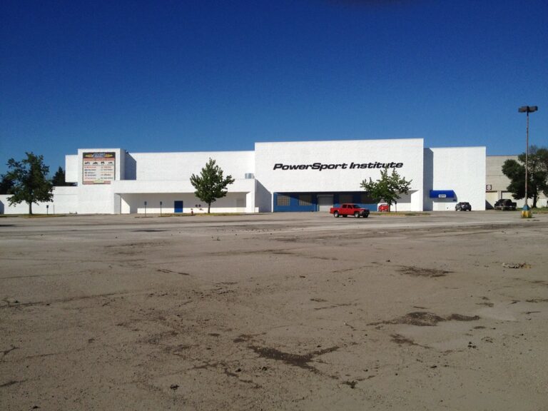 Randall Park Mall In North Randall, OH: Once The Largest, Now Just A ...