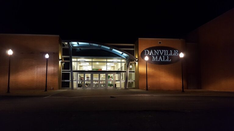 The Rise, Decline, And Return Of Springfield Town Center Mall In ...