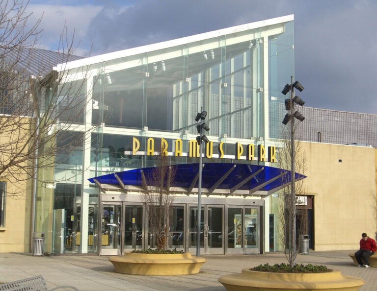 Is Quaker Bridge Mall In Lawrence Township, NJ Still Worth Visiting ...
