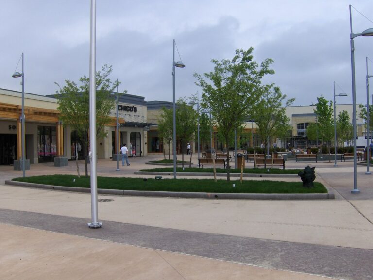 Inside Midtown Plaza, Rochester, NY: Mall Legends And Lost Landmarks ...