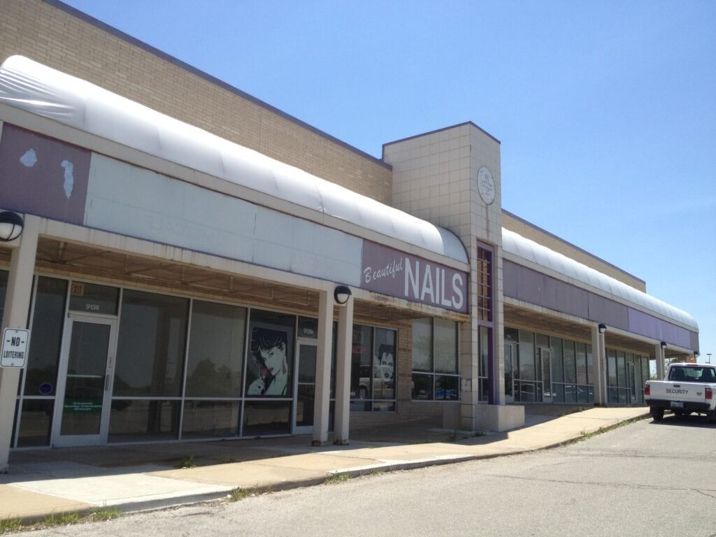 Bannister Mall In Kansas City, MO Was Once Busy, But Now Only Empty ...