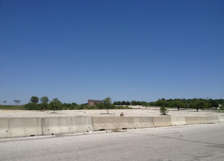 Bannister Mall In Kansas City, MO Was Once Busy, But Now Only Empty ...