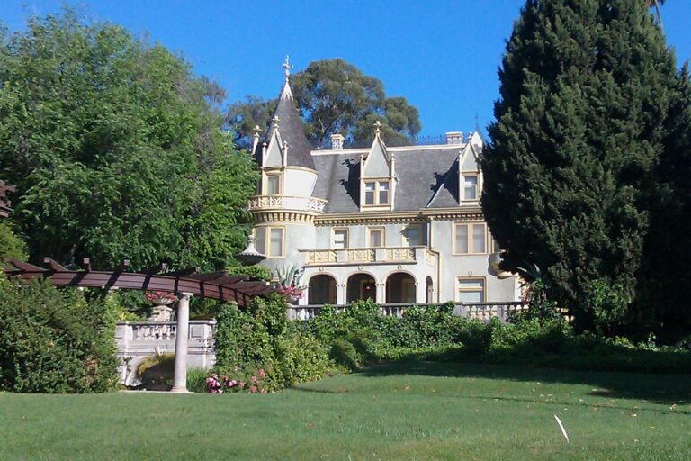 Full Story Of Kimberly Crest Mansion In Redlands, CA: Origins, Changes ...