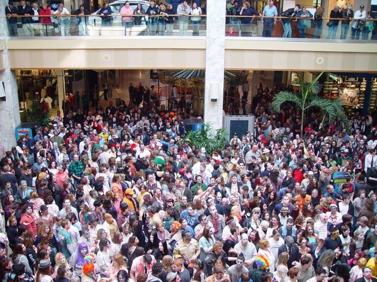 Monroeville Mall In Monroeville, PA Still Draws Attention But Leaves ...