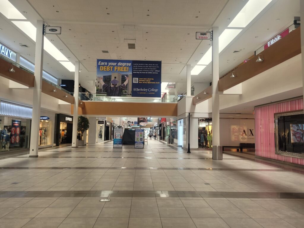 Willowbrook Mall In Wayne, NJ, Has Changed More Than Most People Think ...