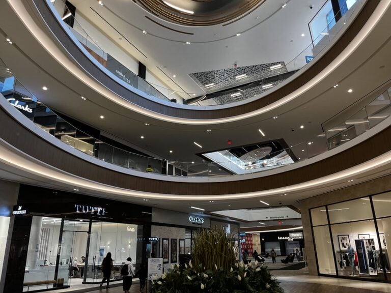 Inside The SoNo Collection In Norwalk, CT: Mall Built On Art And Design ...