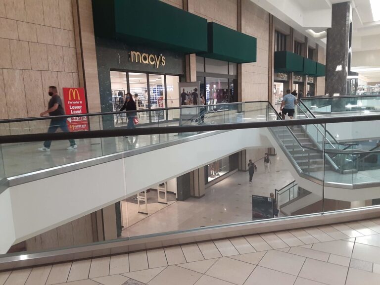 Sunvalley Mall In Concord, CA, Was Once The Future - Now Look What It's ...