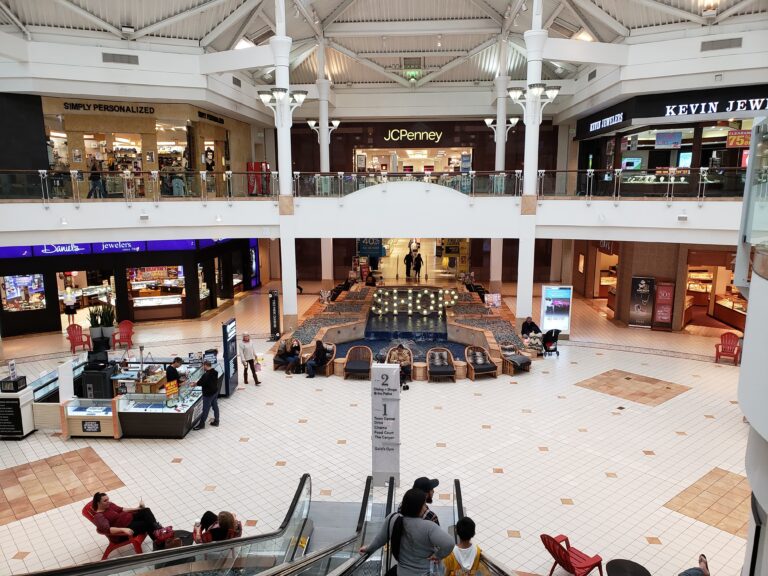 Bayfair Center Mall In San Leandro, CA Is Disappearing Before Your Eyes ...