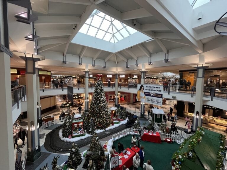 Is Springfield Mall In Springfield, PA, The Last Classic Mall Still ...