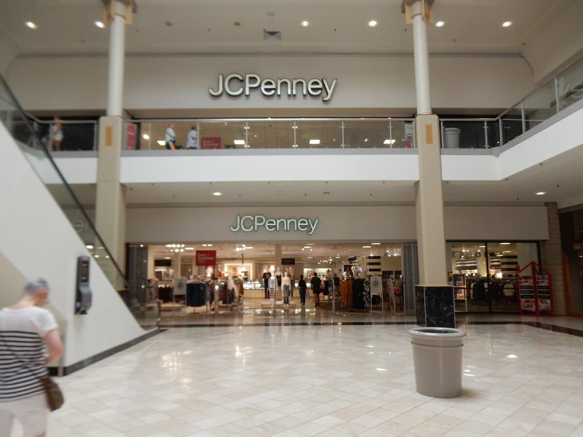 Montgomery Mall In Montgomeryville, PA Is Still Open, But The Walk ...