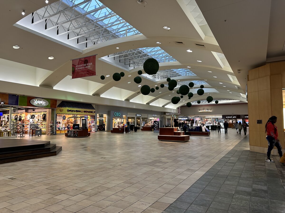 Inside Southern Park Mall In Boardman, OH: Closures, Rebuilds, And The ...