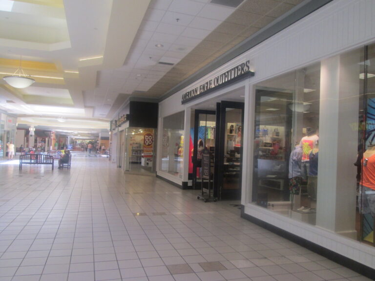 Logan Valley Mall In Altoona, PA: From Crowds To Quiet Halls ...