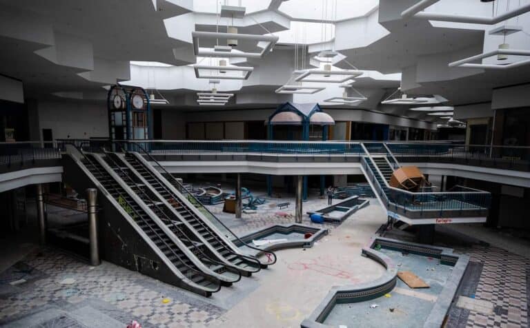 Fox River Mall In Appleton, WI, Is Still Standing: But For How Long ...