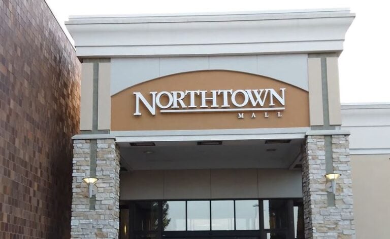 Is Rosedale Center In Roseville, MN, The Twin Cities Best Mall ...