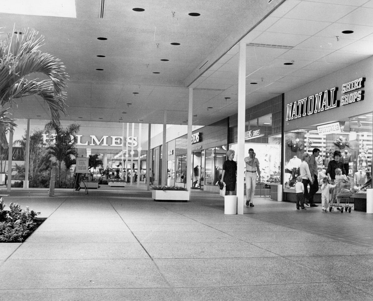 Stores In Oakwood Mall Gretna , Who remembers the movie theathre at ...